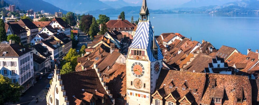 Zug - idyllische Kleinstadt und Steueroase
